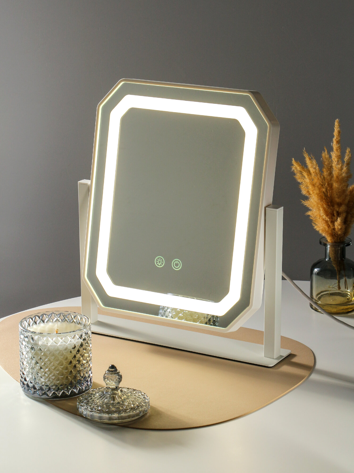 Зеркало настольное косметическое с LED подсветкой для макияжа, белое интерьерное 30х25 см, гримерное Y4-11343