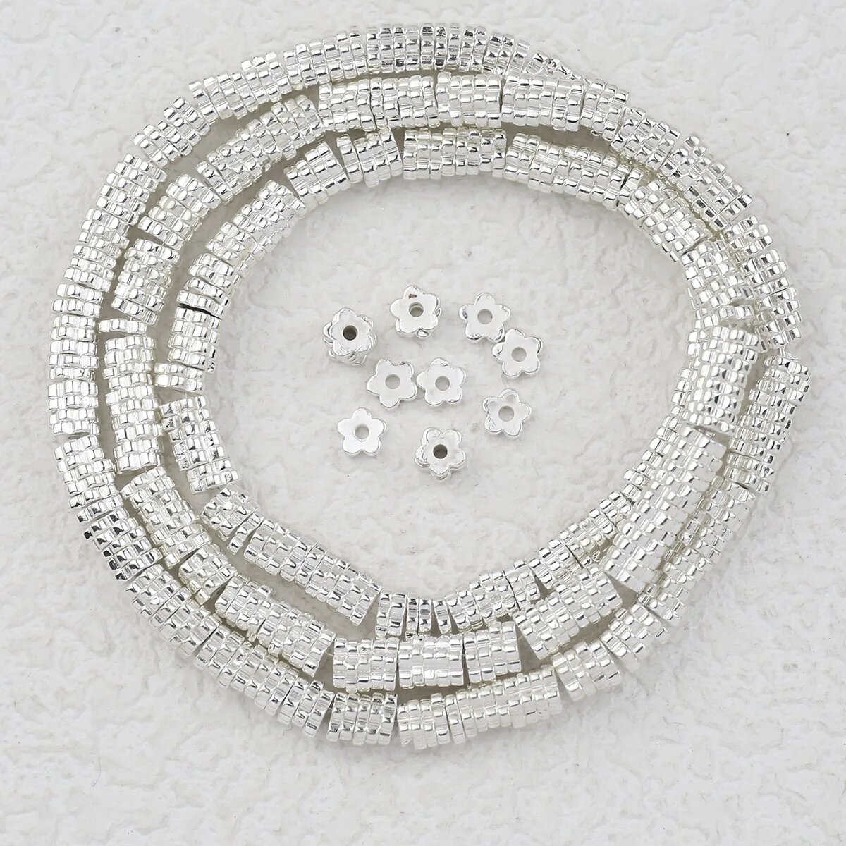 Бусины из гематита золотого цвета формы цветка сливы ZHBES 2/3/4 мм 4x1MM About 385pcs, Sliver