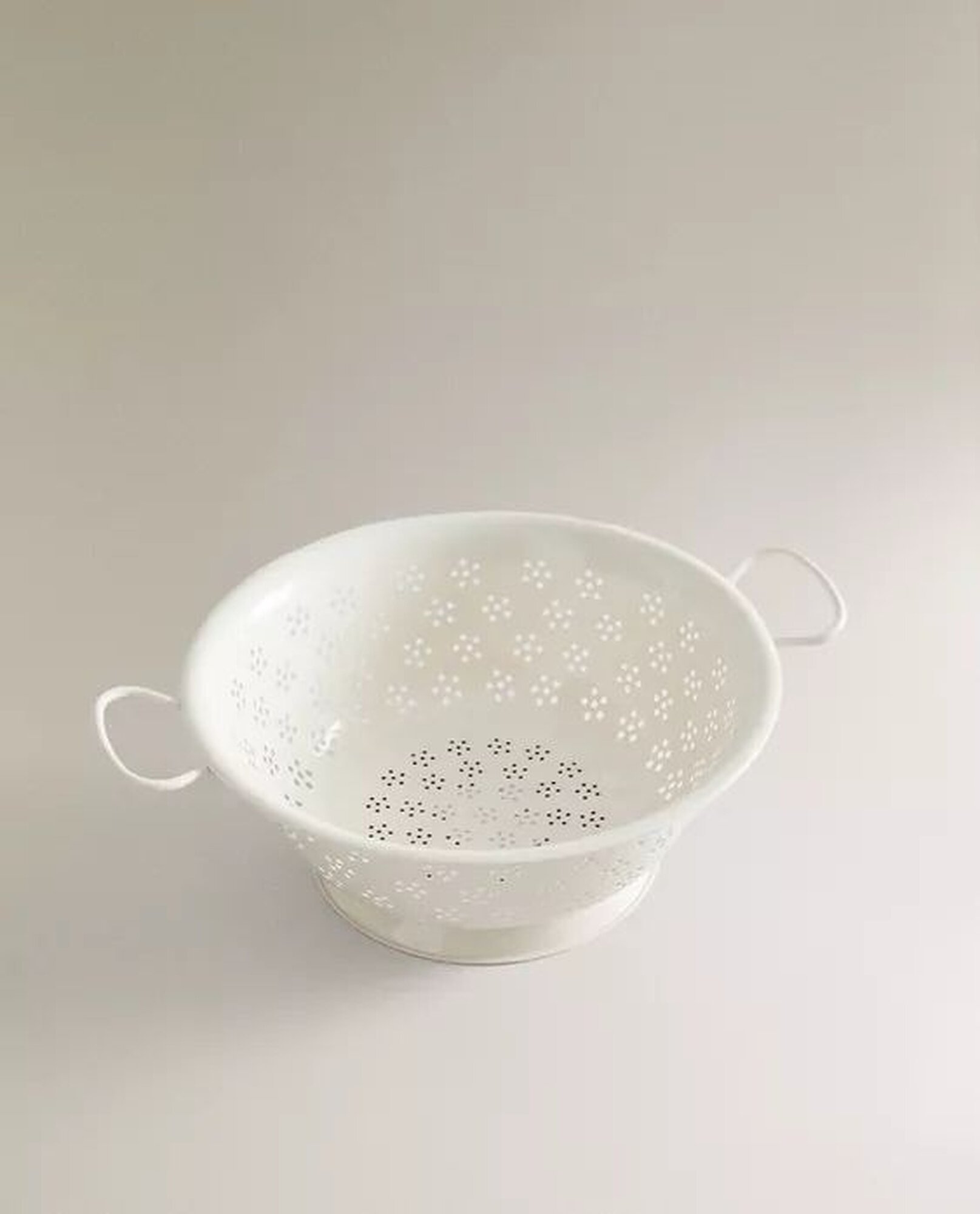 Кухонное сито металлическое ZARA HOME 6228/760/733 - лакированное, с цветами, 7.5 х 20.25.8 х 11.25 см, цвет кремовый