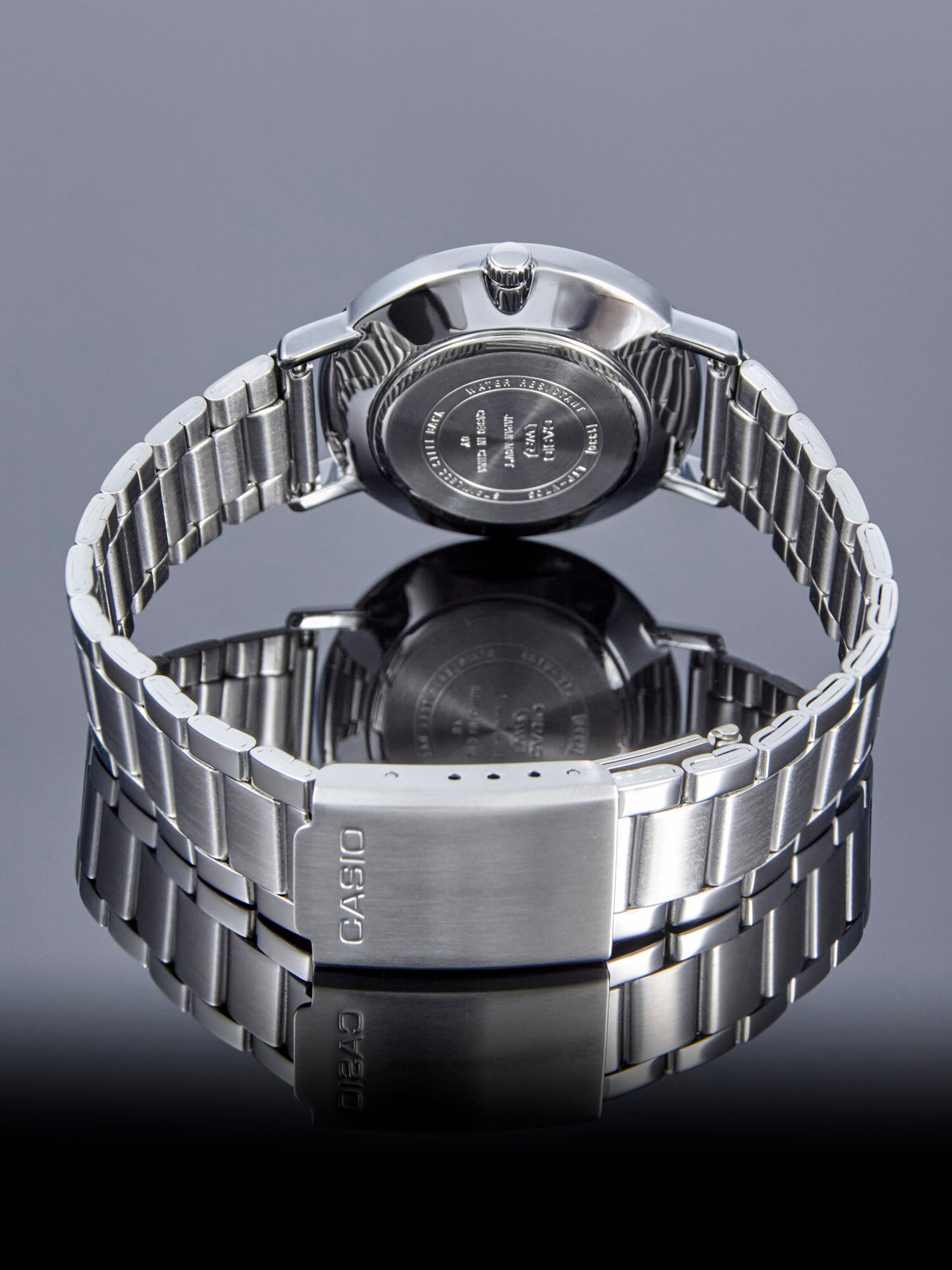 Наручные часы CASIO Классика, хром — фото 1