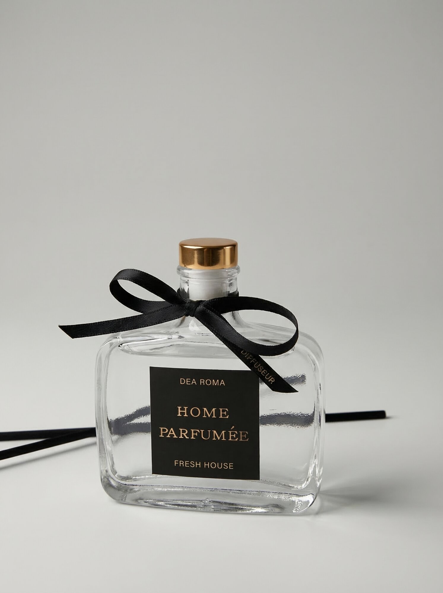 Ароматический диффузор для дома, аромадиффузор с премиальными ароматами "чёрная малина ваниль " 100 мл