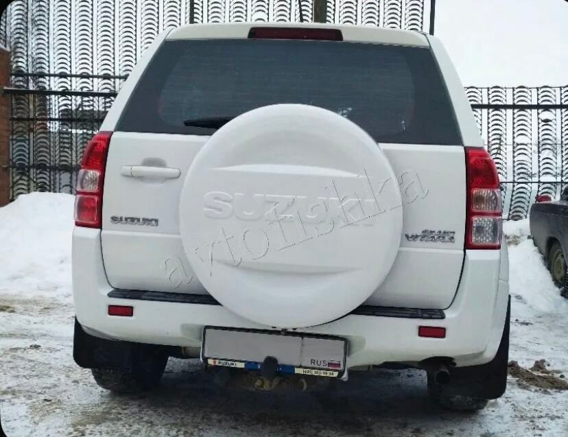 Защитный чехол запасного колеса GRAND VITARA Suzuki ( Код )краски 26U