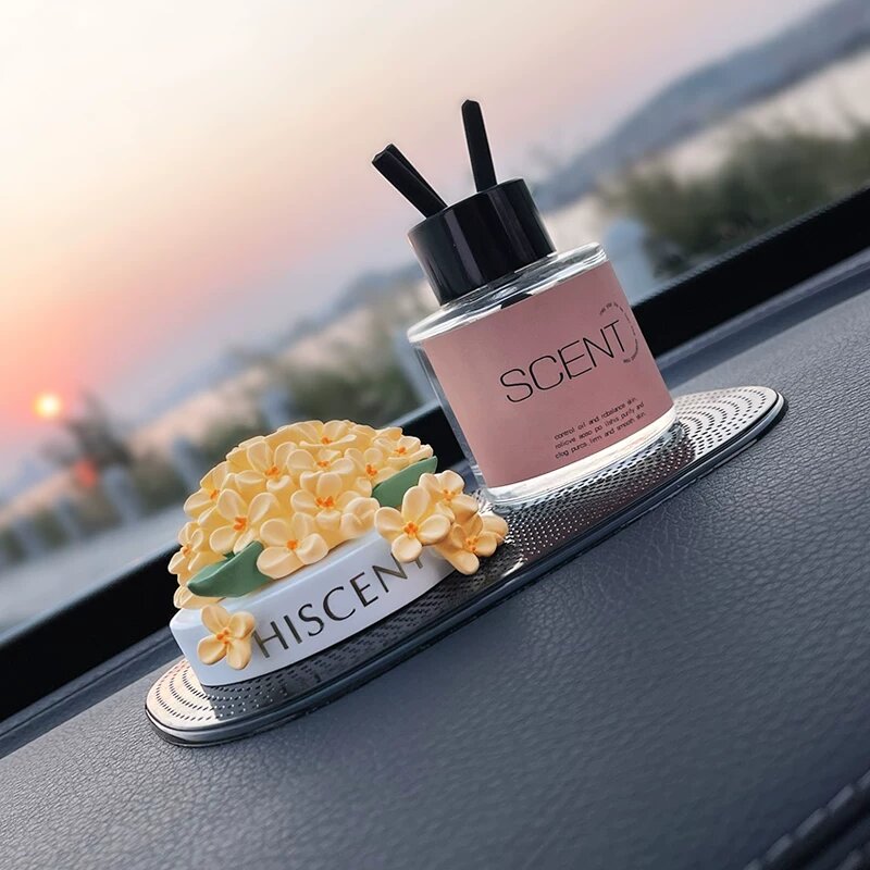 Золотой османтус ароматерапевтический набор для автомобиля с безпламенным диффузором и 20 мл эфирного масла