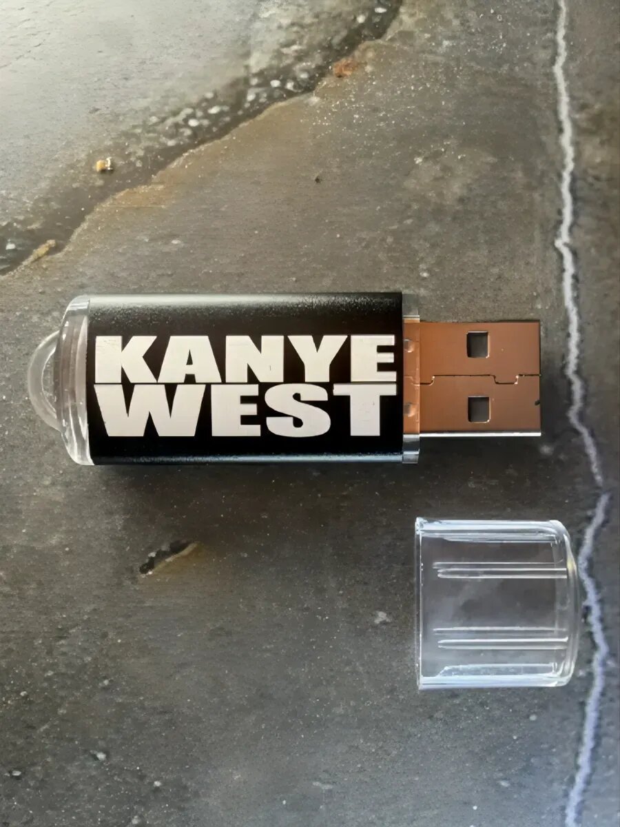 Kanye West-дискография(2003-2022) — фото 1