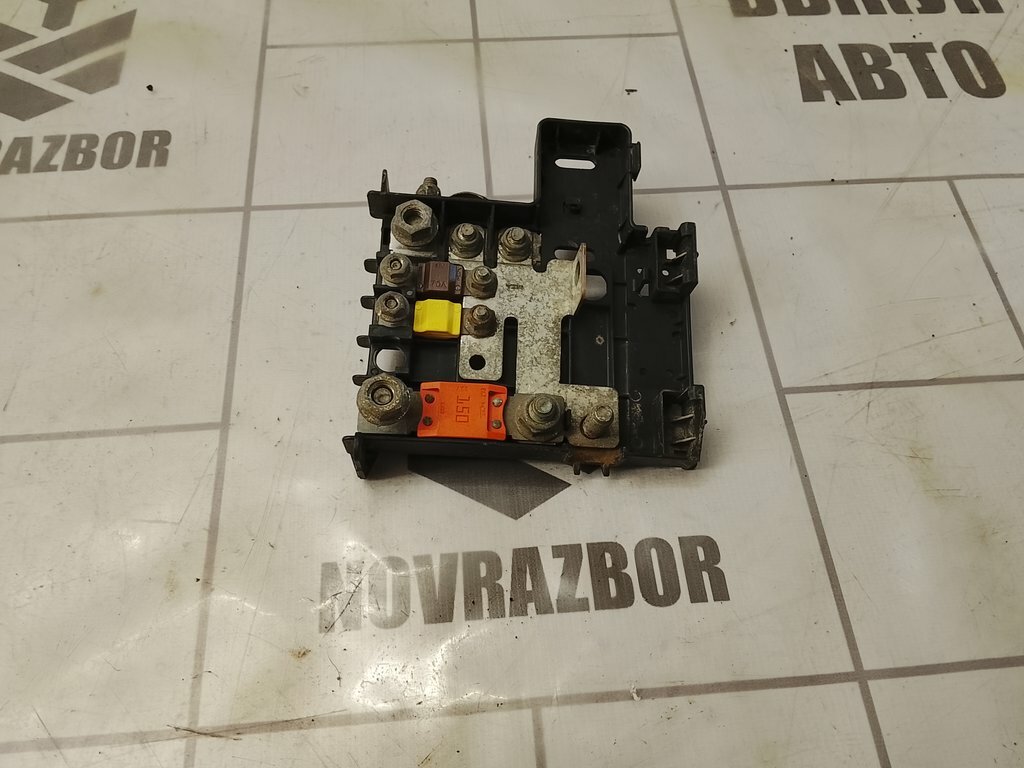 Блок предохранителей Fiat Stilo 02-07