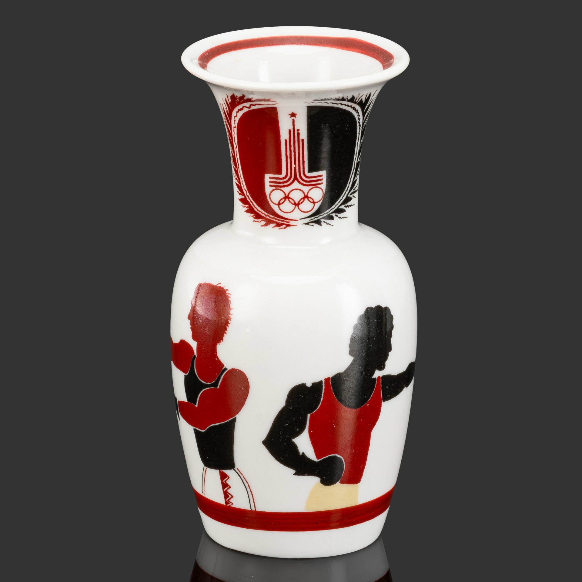 [Редкость] Ваза "Бокс", автор формы Городецкий В. М, автор росписи Ларионов А. В.