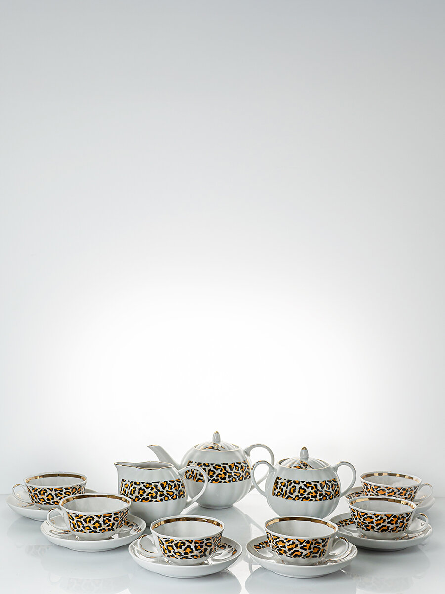 Сервиз чайный фарфоровый 15 предметов с чайником, на 6 персон, Дулево ф. Тюльпан "Бабочки"