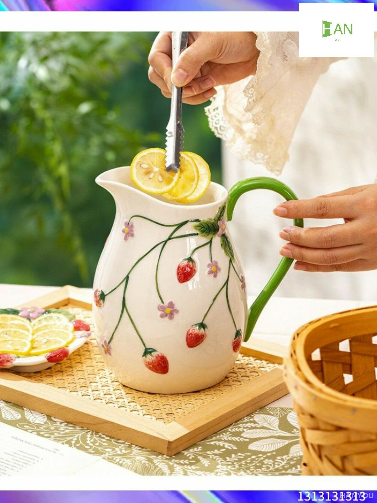 Кувшин "Клубничка", керамика, для воды, сока, чая, кофе, ручная роспись, 1,7 л