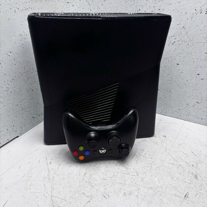 Игровая приставка Microsoft Xbox 360 S 250 ГБ