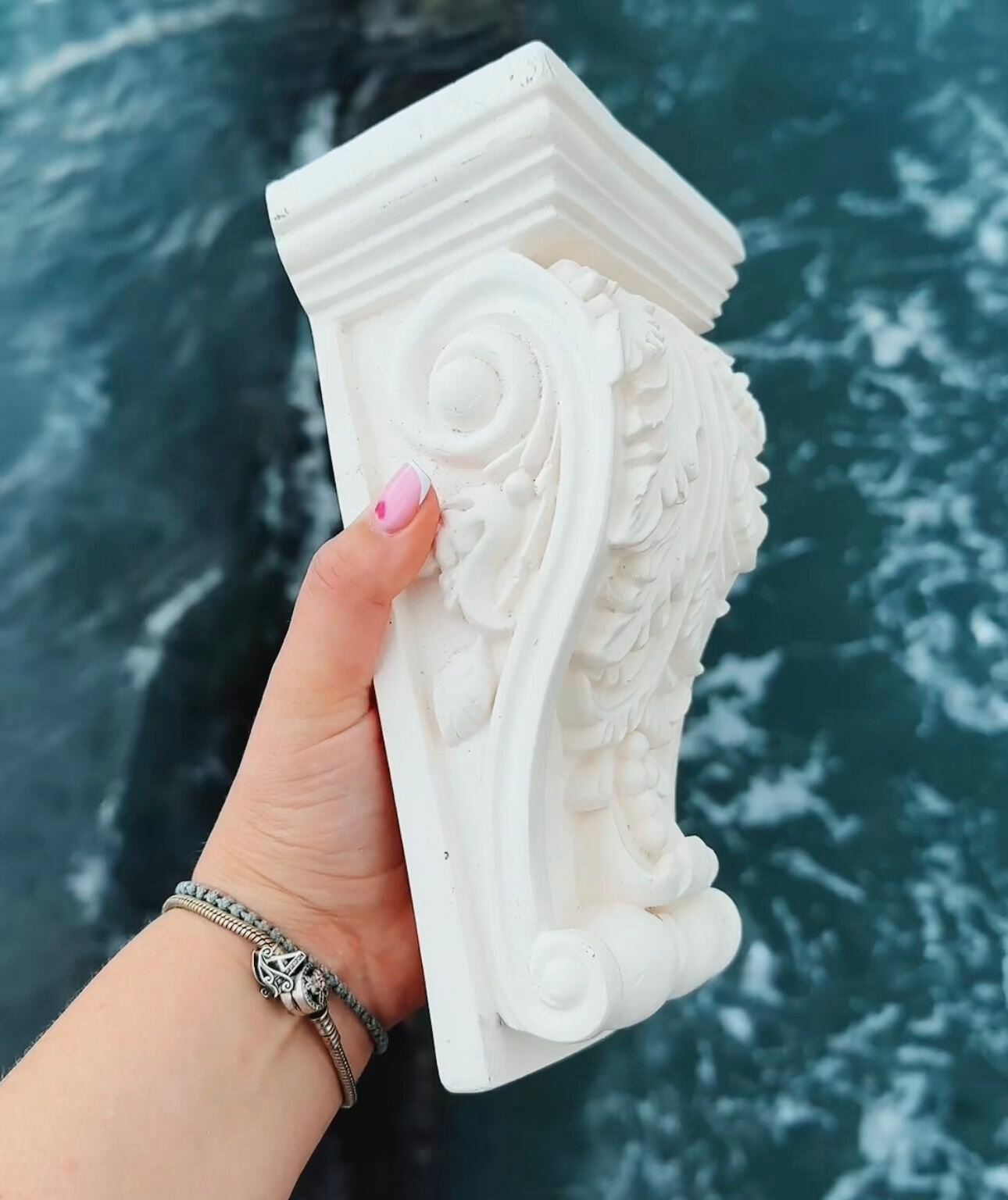 Кронштейн большой /пилястра из гипса декор для дома