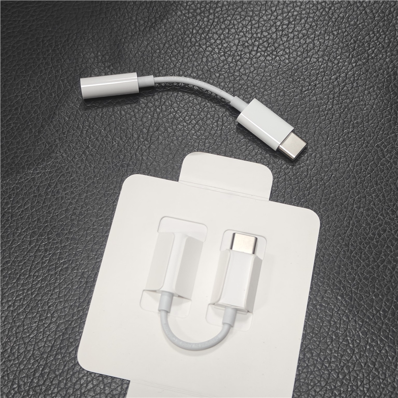 Кабель-переходник для подключения HDMI к USB-C (Lightning) и USB-A (Type-C) для устройств Apple (3.5 на USB-C) Коробка