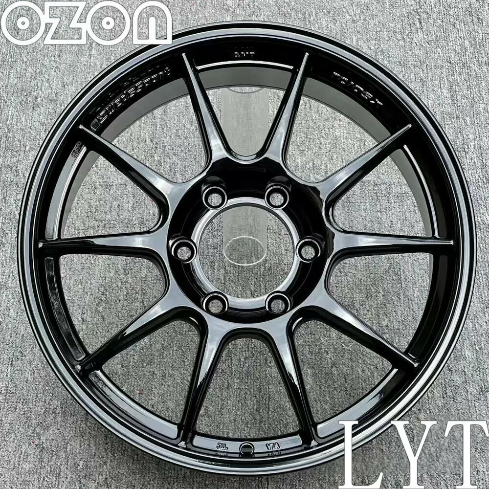 LYT Flow Froming Колесный диск Литой 18x8.5" PCD6х139.7 ET35 D106.1