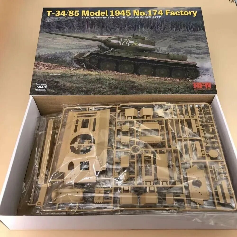 RFM RM5040 1/35 Советский средний танк Т-34/85 выпуска 174 завода-изготовителя