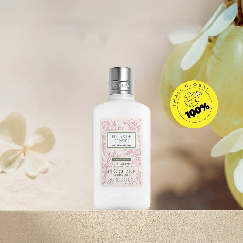 Нежный увлажняющий лосьон для тела с цветами вишни L'OCCITANE FLEURS DE CERISIER 250ml