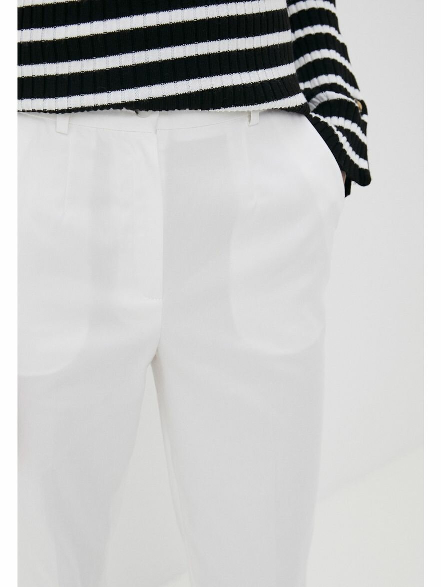 Брюки бананы B.L.E.S. Trousers Shape, размер 46, белый — фото 1