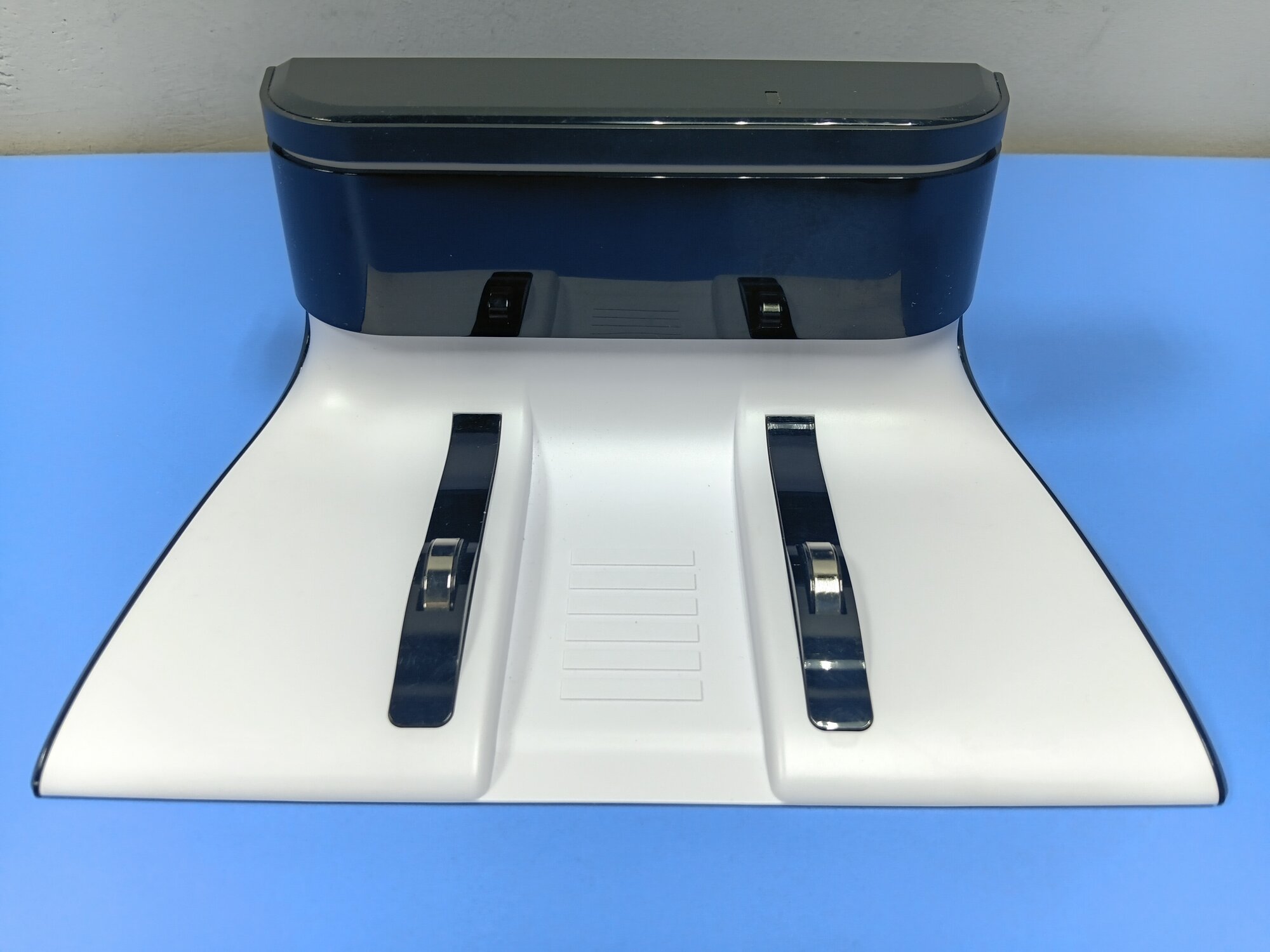 Зарядное устройство (док-станция) робота-пылесоса iBoto Aqua X610G