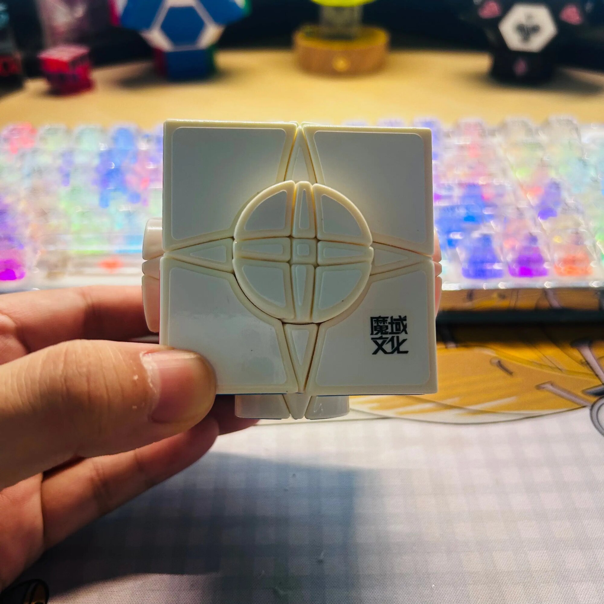 Белый кубик MOYU Time Wheel 3x3