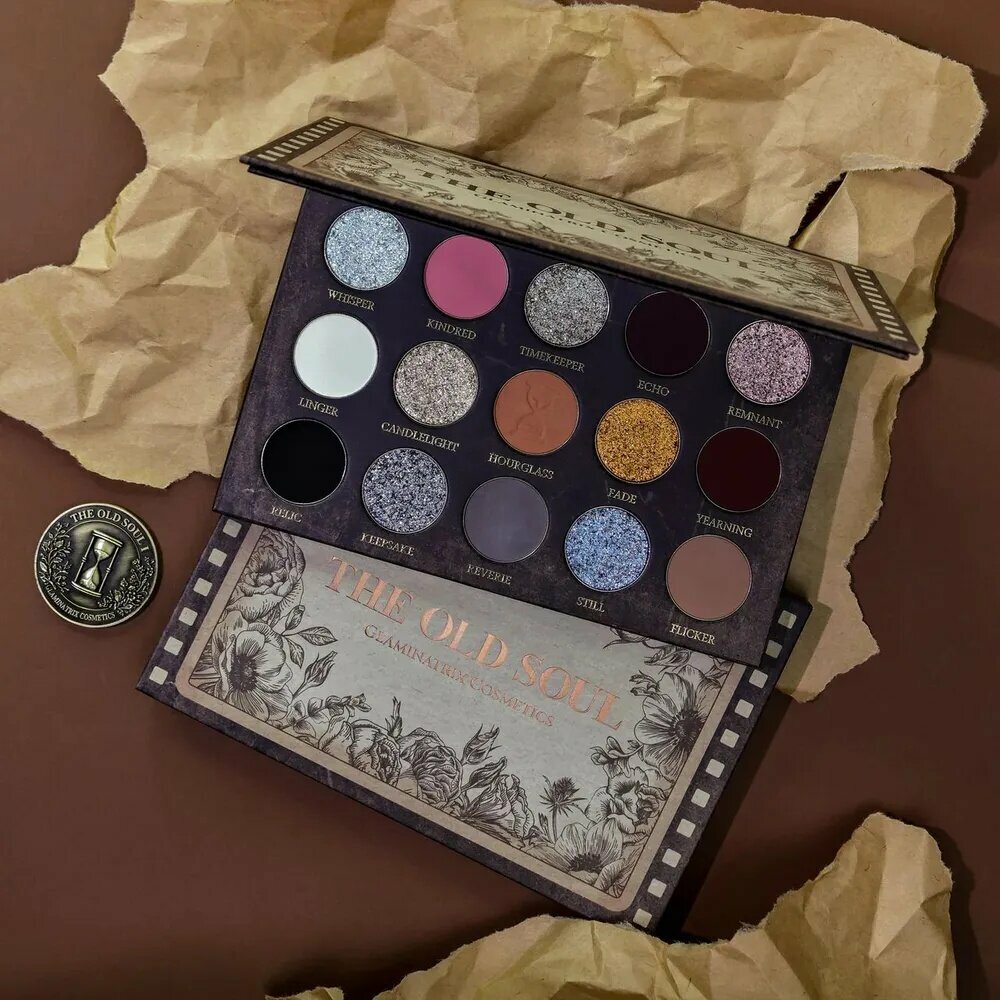 Палитра теней для век Glaminatrix Cosmetics - The Old Soul + Coin