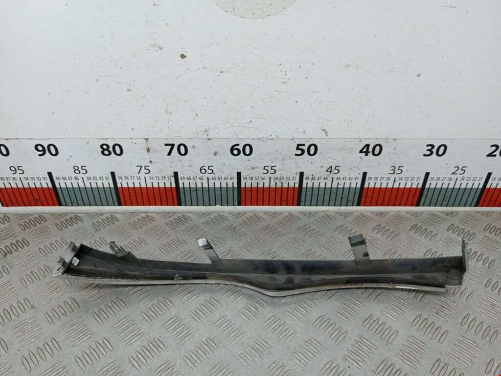 Накладка (планка) под фару правая BMW 3-Series (E46) 51137030554 арт. 2278982