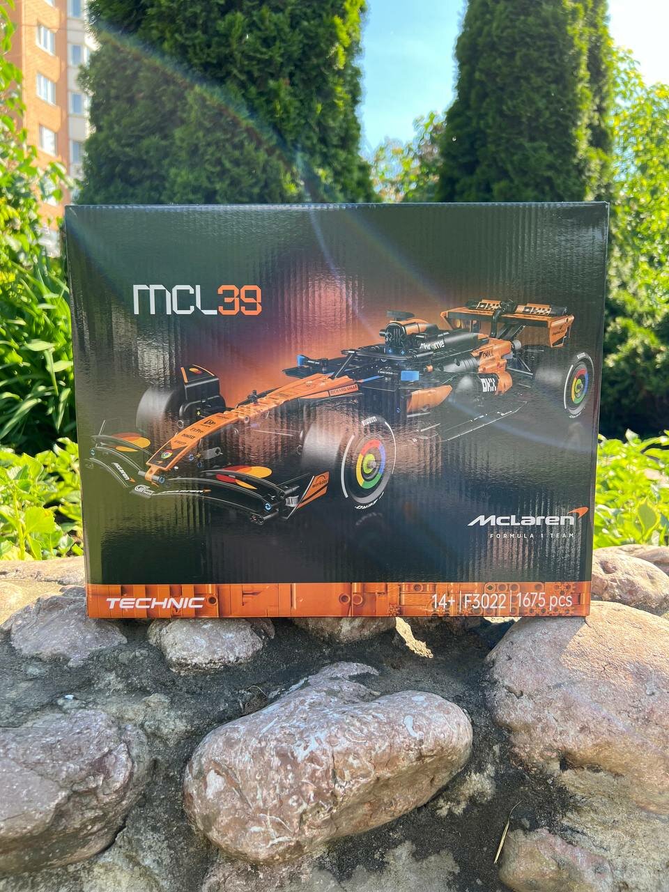 Конструктор Гоночный болид Формула 1 Макларен MCL39 / Formula 1 McLaren / 1675 деталей