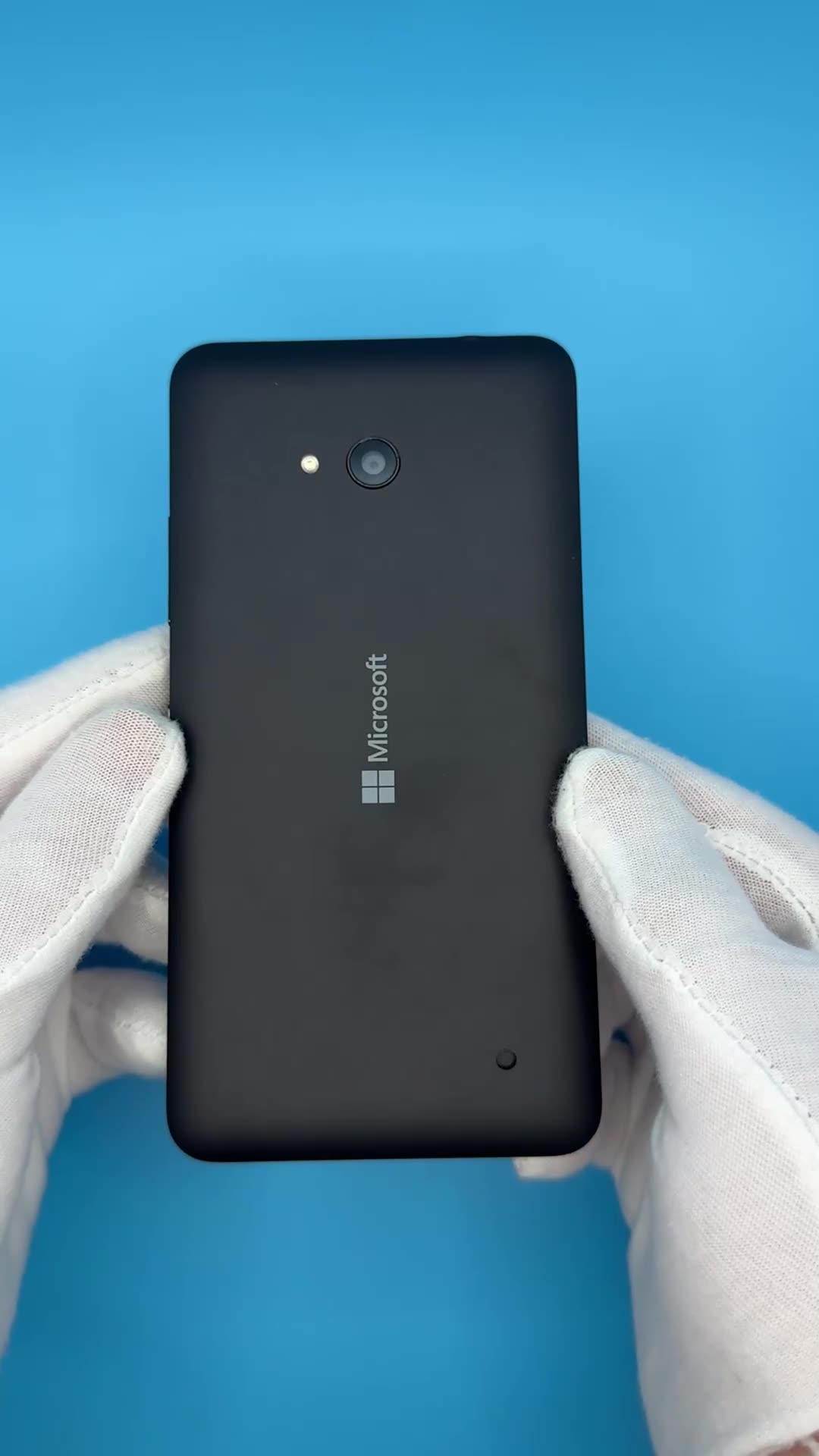 Смартфон Microsoft Lumia 640 — фото 1