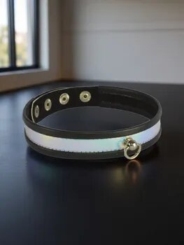 Ошейник Sitabella с кольцом для поводка, перламутр черный, натуральная кожа