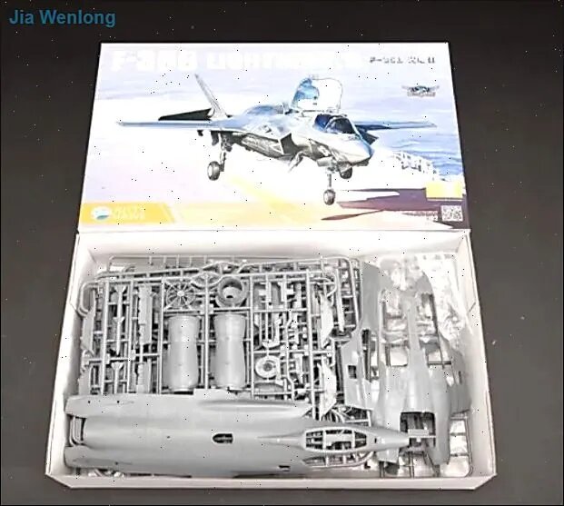 Kitty Hawk KH80102 1/48 F-35B Lightning II версии 3.0 Сборная модель самолета, 208 деталей