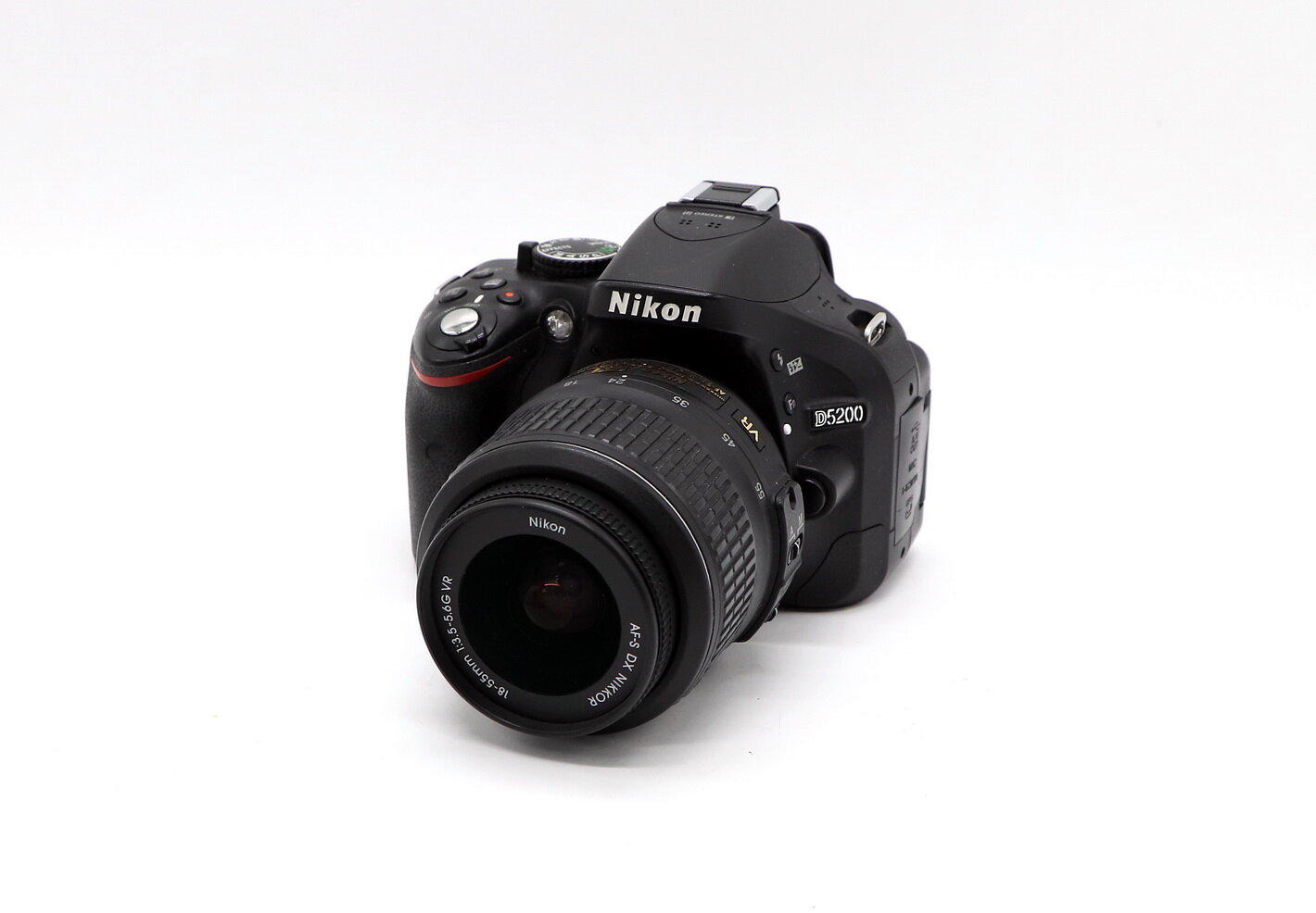 Фотокамера Nikon D5200 kit (пробег 16715 кадров)