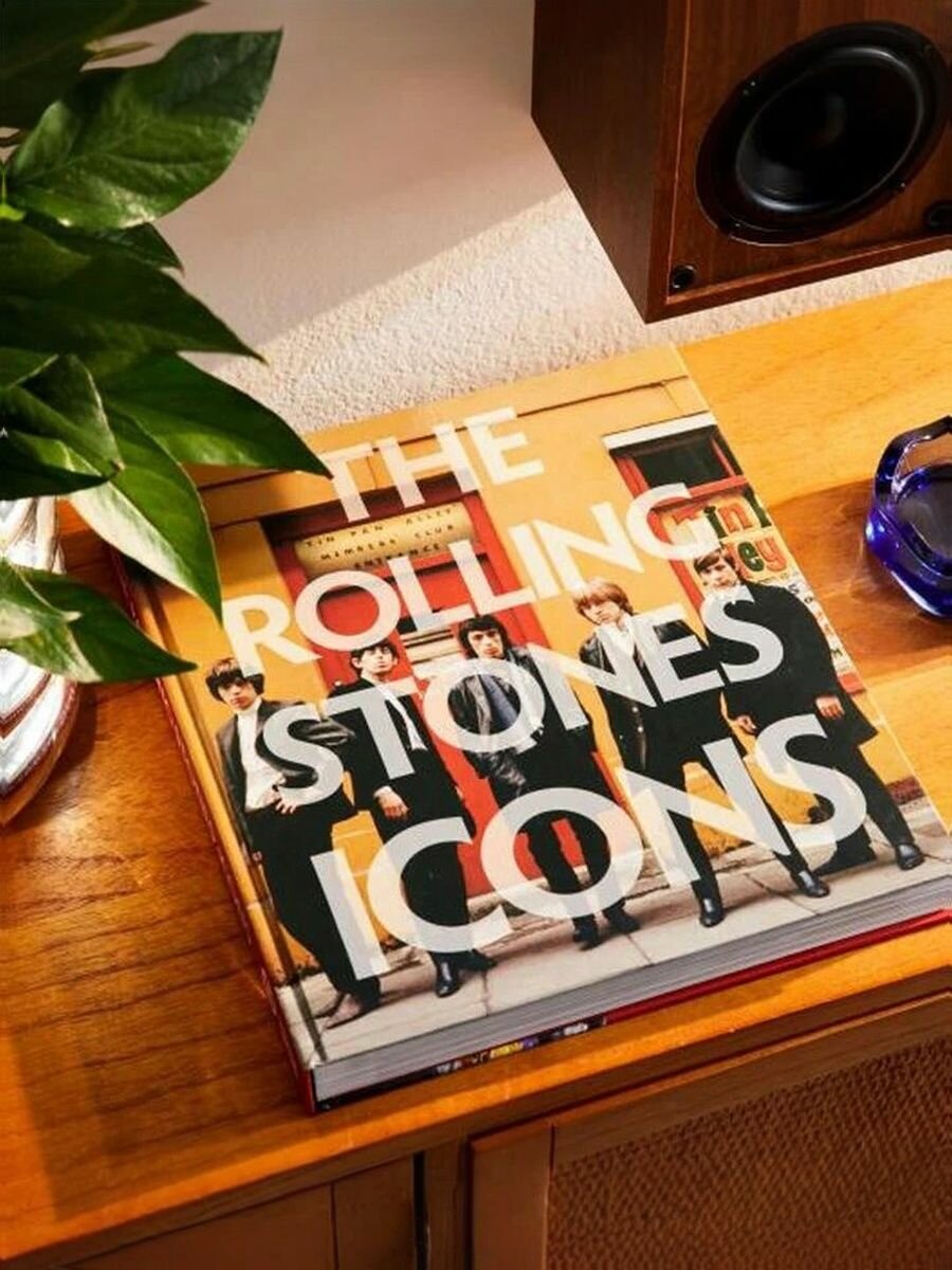 Книга The Rolling Stones: Icons, ACC-distribution titles, 2023 г, 312 стр — фото 1