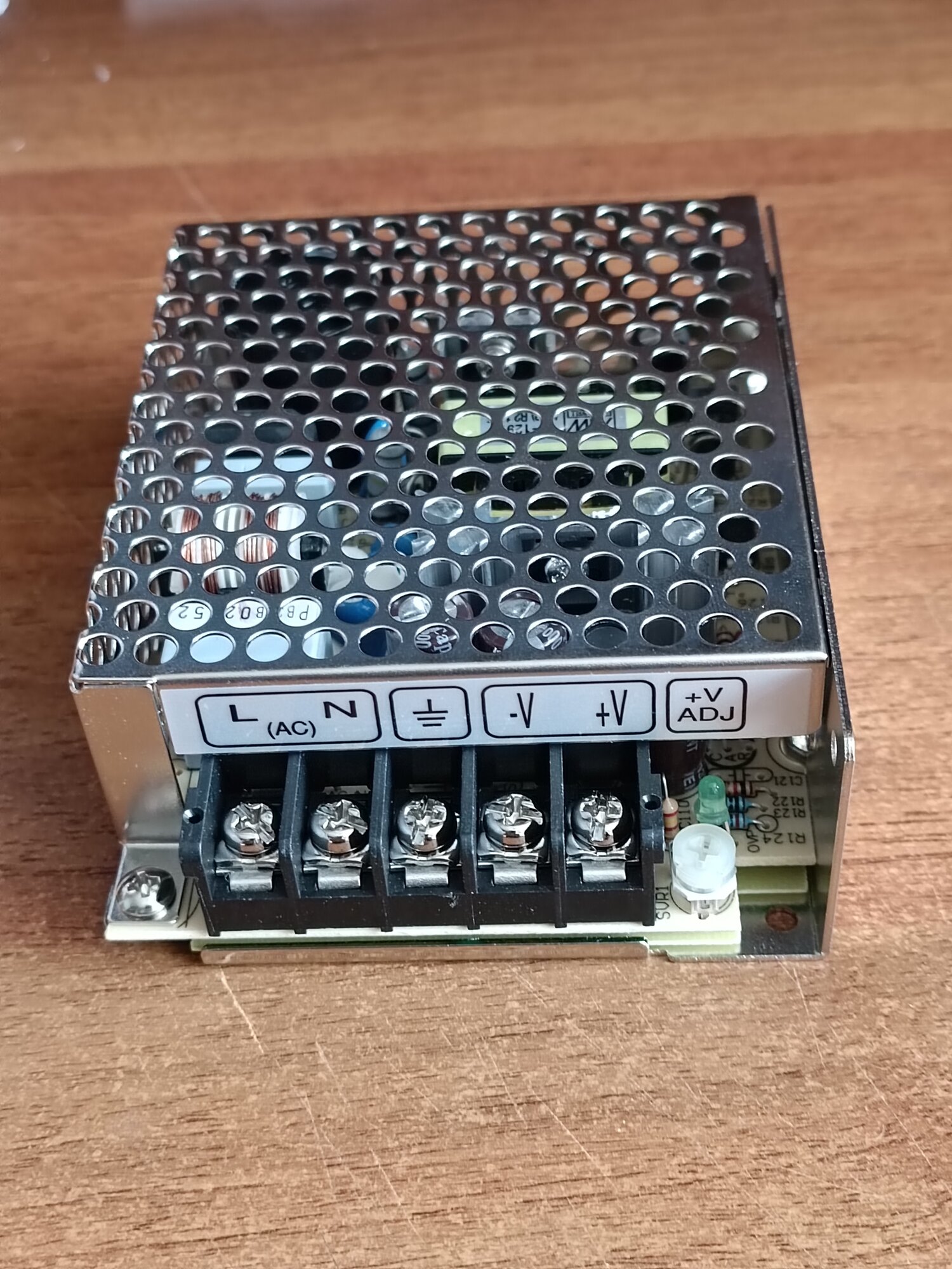 Блок питания MEAN WELL NES-25-12, 25Вт, 12В, для постоянного напряжения