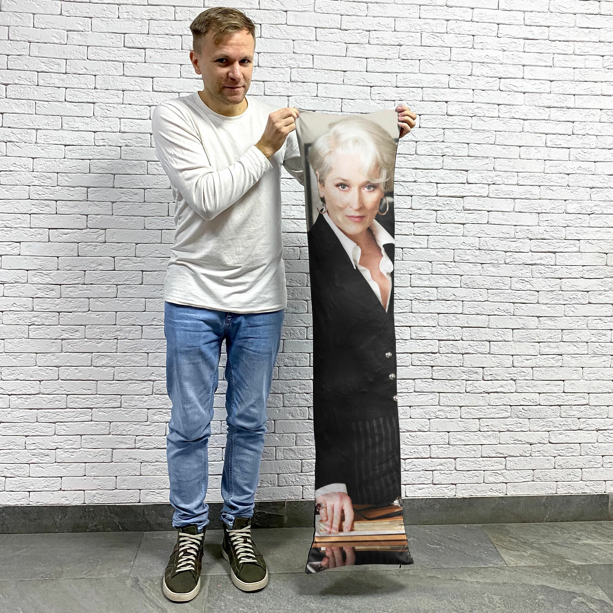 Подушка дакимакура Мэрил Стрип 35x140 см