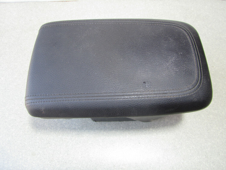 Подлокотник 20988283 Chevrolet Captiva C140, Opel Antara