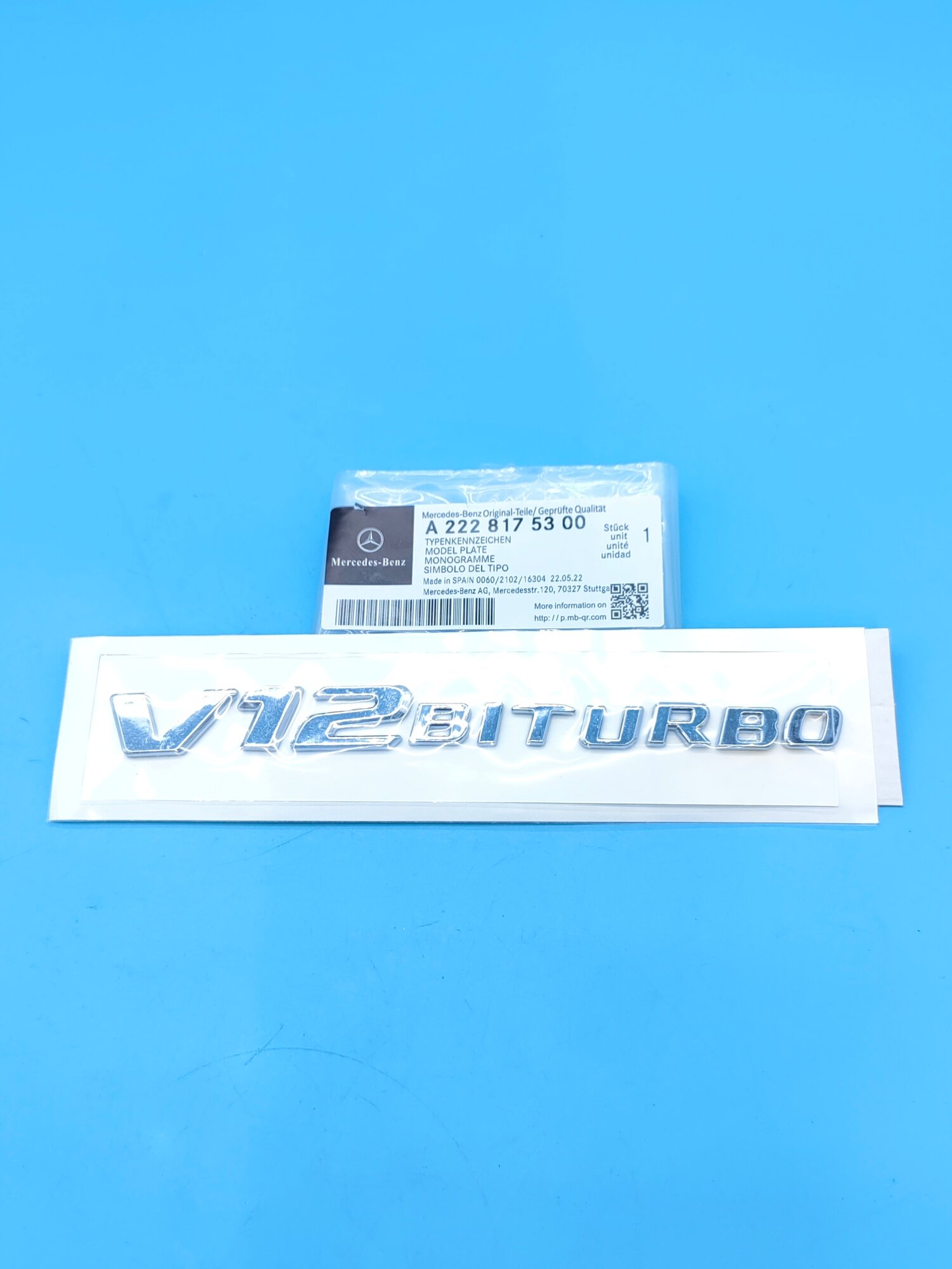 Mercedes-Benz Эмблема Mercedes "V12 Biturbo" A2228175300