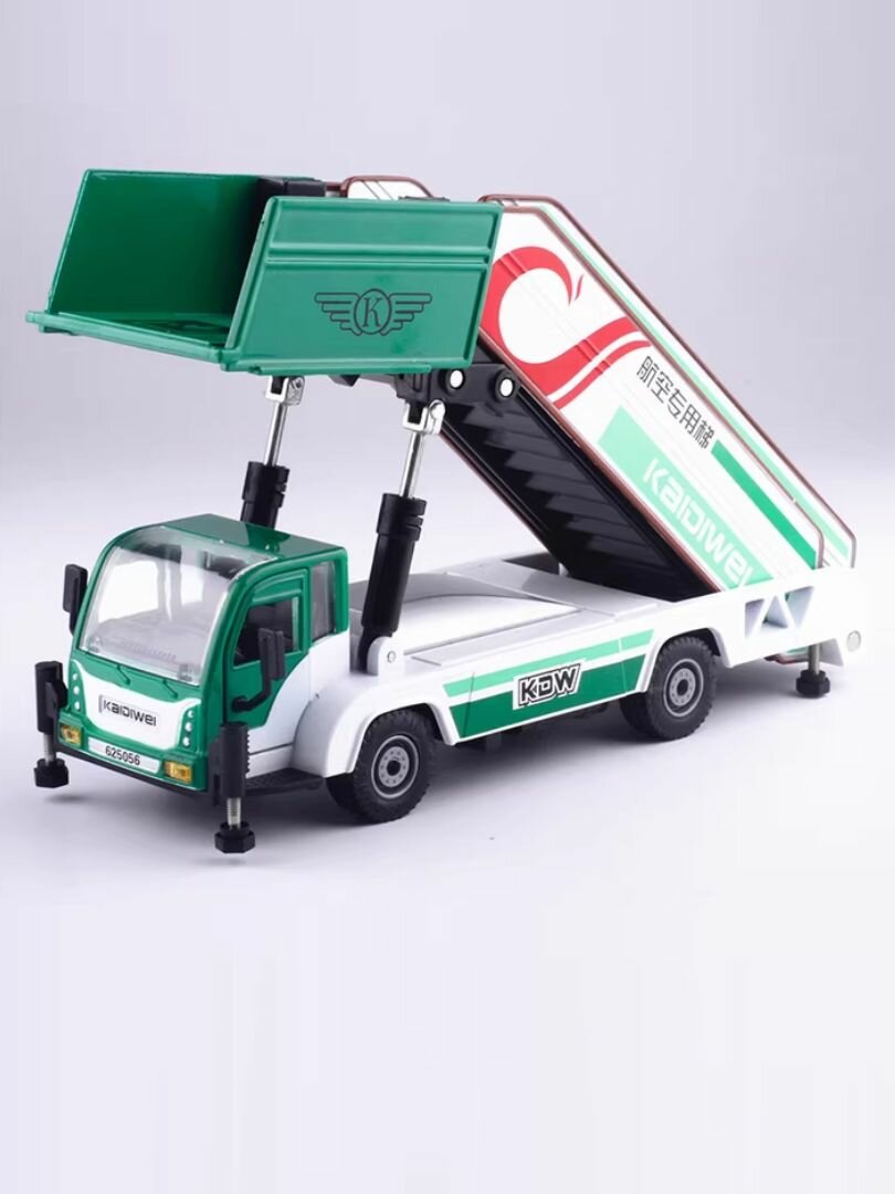 Коллекционная модель легкосплавного автомобиля KDW 1/43 для посадки пассажиров по трапу в аэропорту