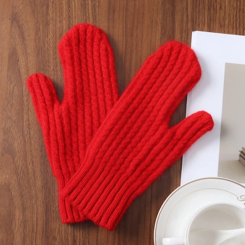 Варежки для женщин