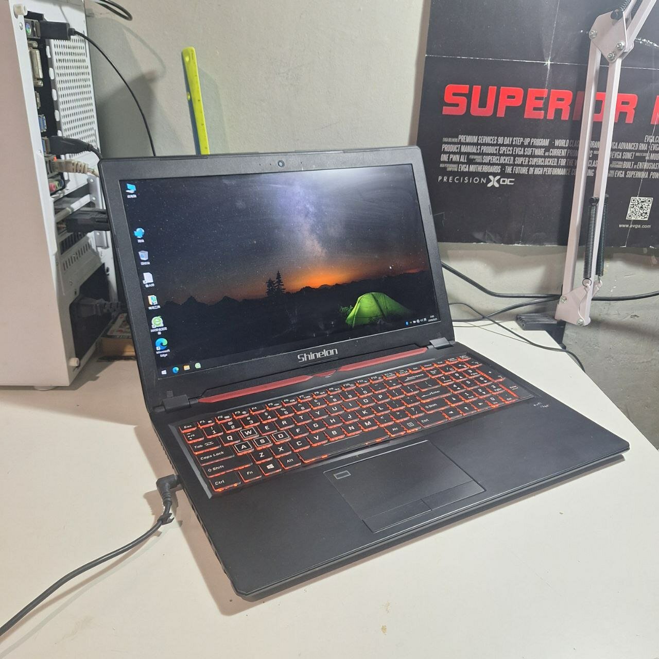 Игровой ноутбук 15.6" Intel core i7-7700, GTX 1060 6gb, 8gb ddr4, SSD 128gb