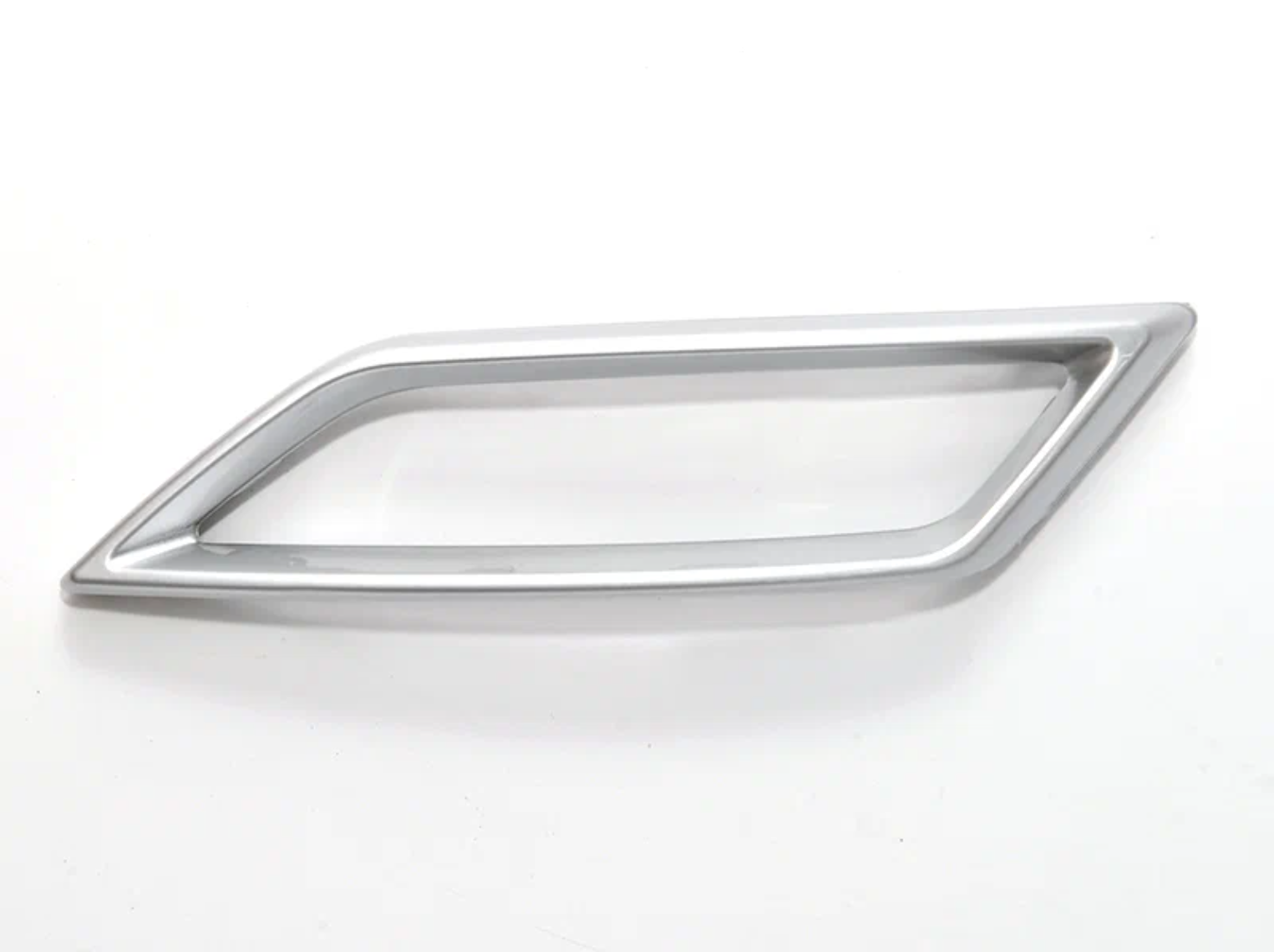 Накладка на выхлопную трубу левая Chery Arrizo 8 (2022-н. в) SHF-01867