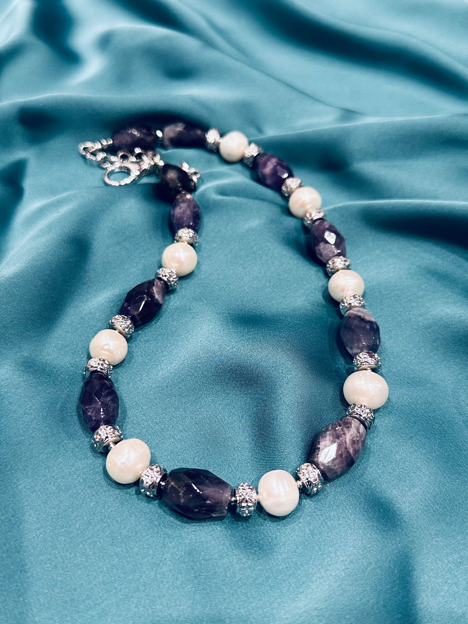 Колье Jewellery by Marina Orlova, жемчуг пресноводный, аметист
