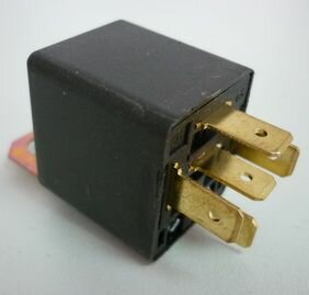 Реле переключения 5-контактное 12V 20/30A скоба (ДиаЛУЧ)*********