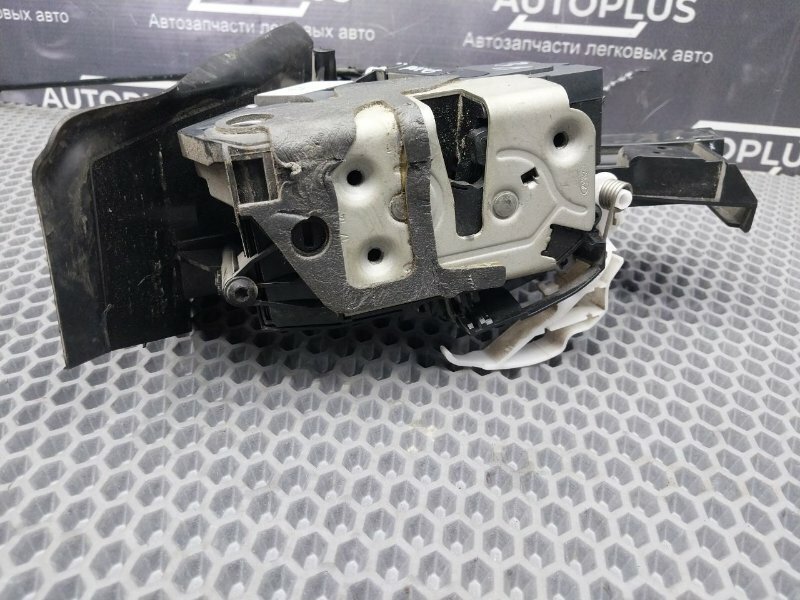 Замок боковой двери Левый Задний Ford Focus (1.6 IQDA) Б/У с пробегом Арт. 16632
