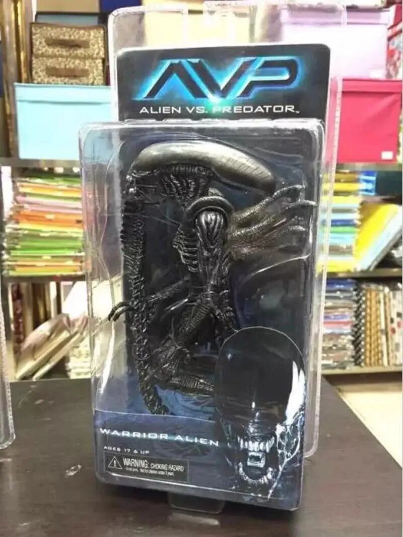 Фигурка NECA Alien Vs Predator Warrior-Alien