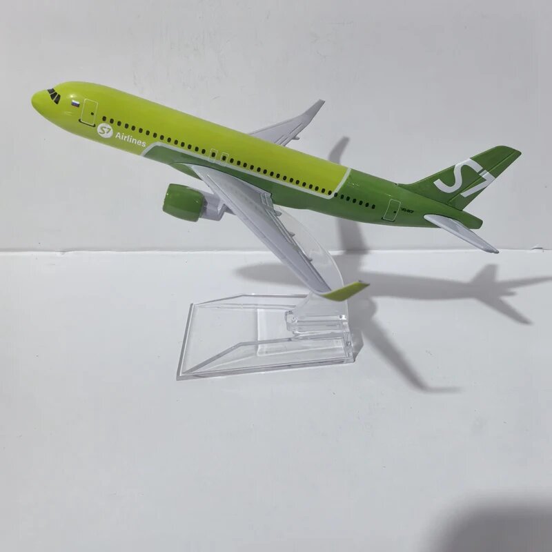 JASONTUTU Модель самолета Airbus A330 B747 Aeroflot 1/400 Зеленый, 630