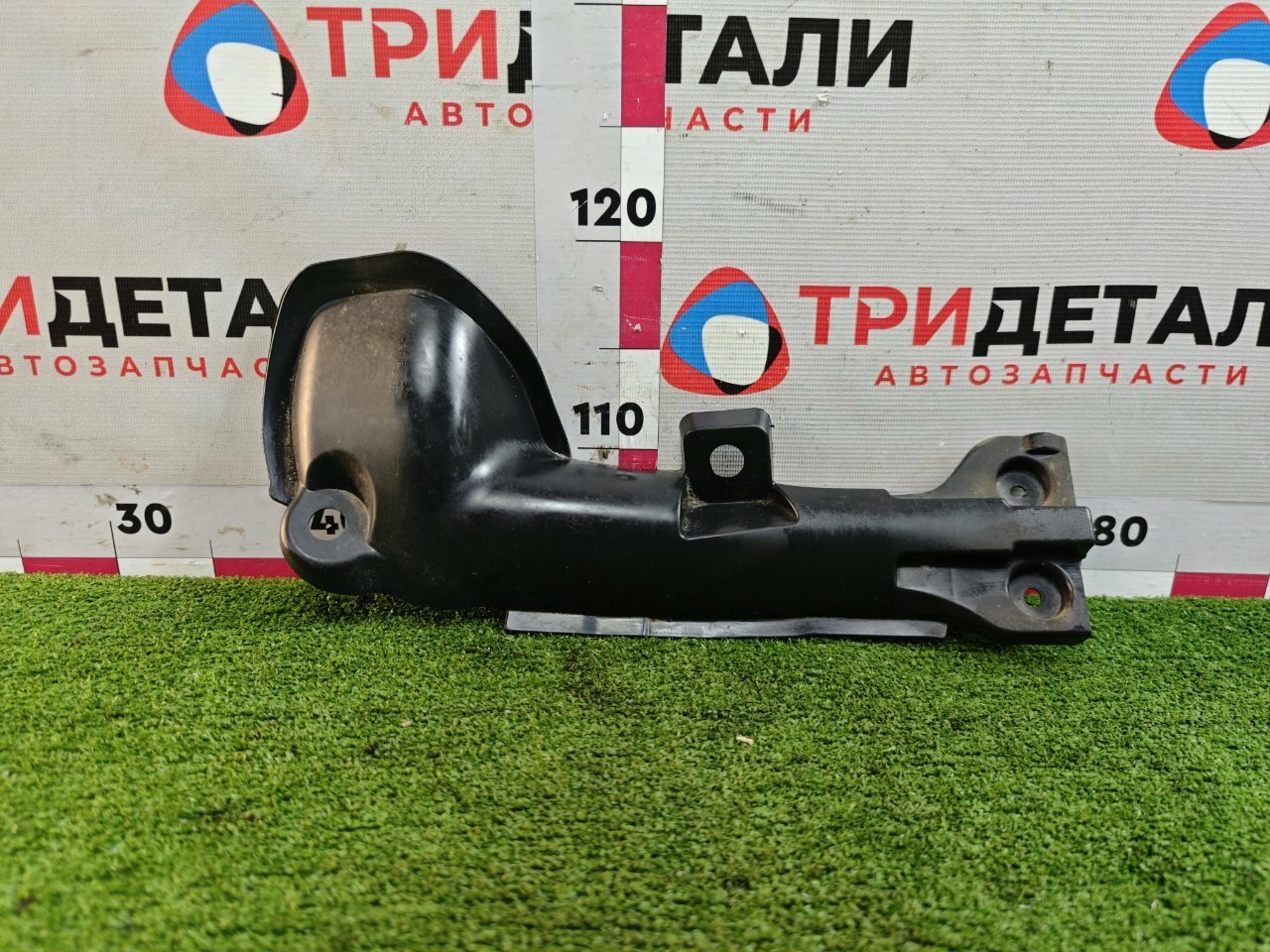 Пыльник крыла Renault Duster 1.4 H5H 2021 задн. лев. (б/у)