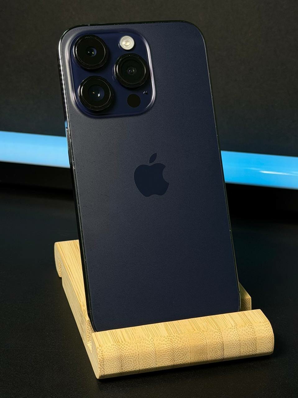 Смартфон Apple iPhone 14 Pro, 128 ГБ, nano-SIM + eSIM, фиолетовый