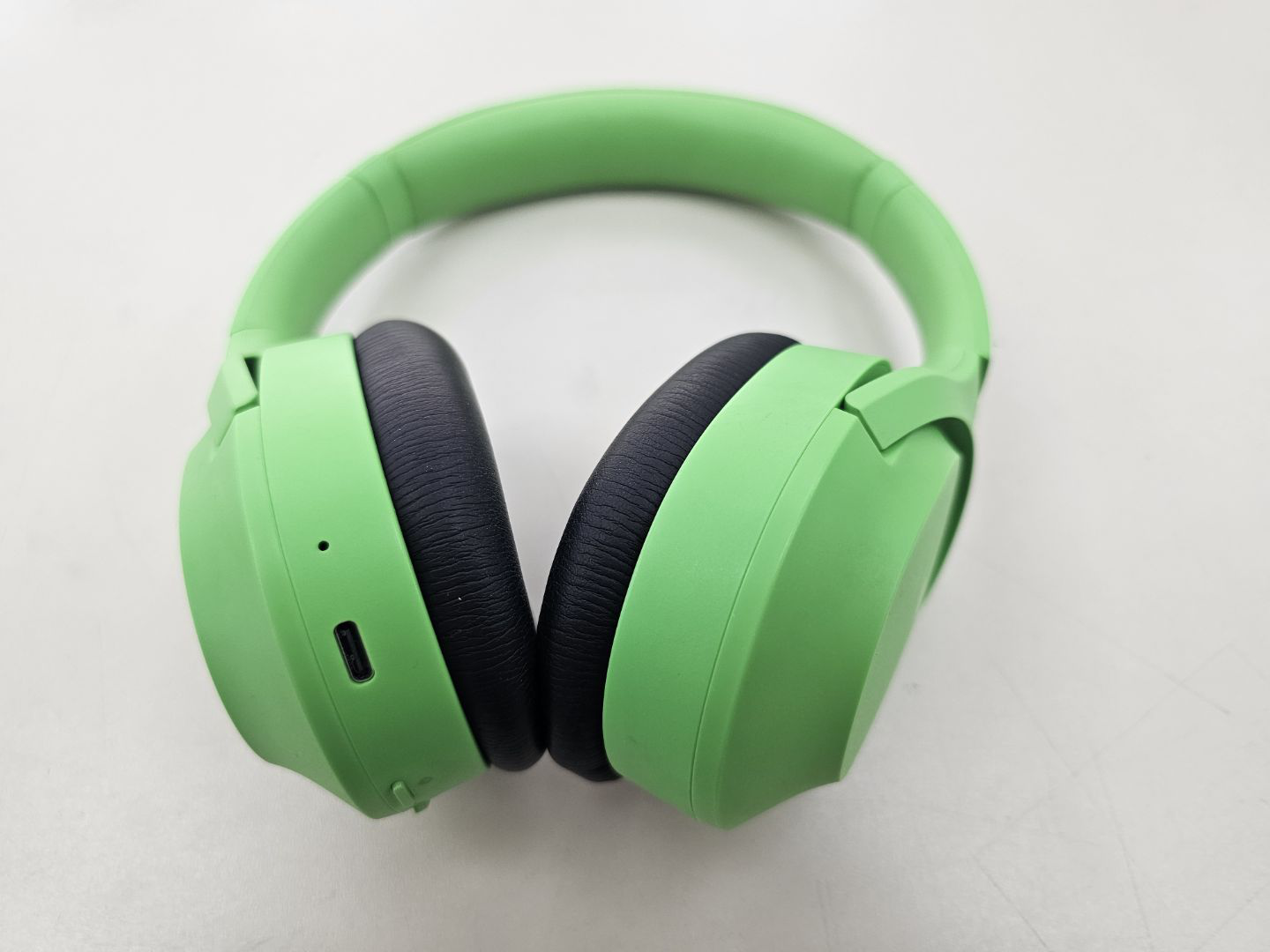 Наушники беспроводные RAZER Opus Б/У Уценка