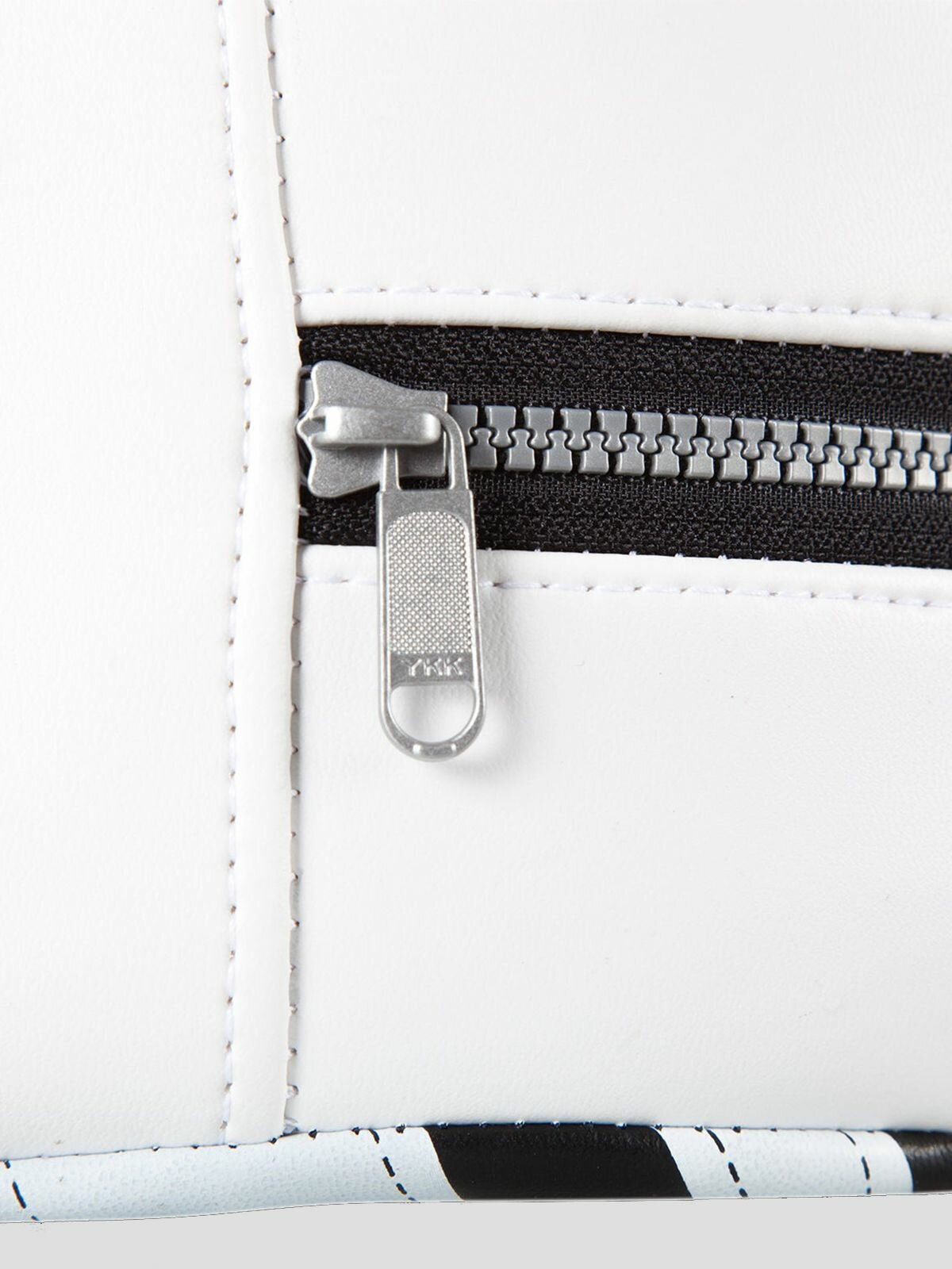 Макивара Venum Absolute Square Black/White, искусственная кожа — фото 1