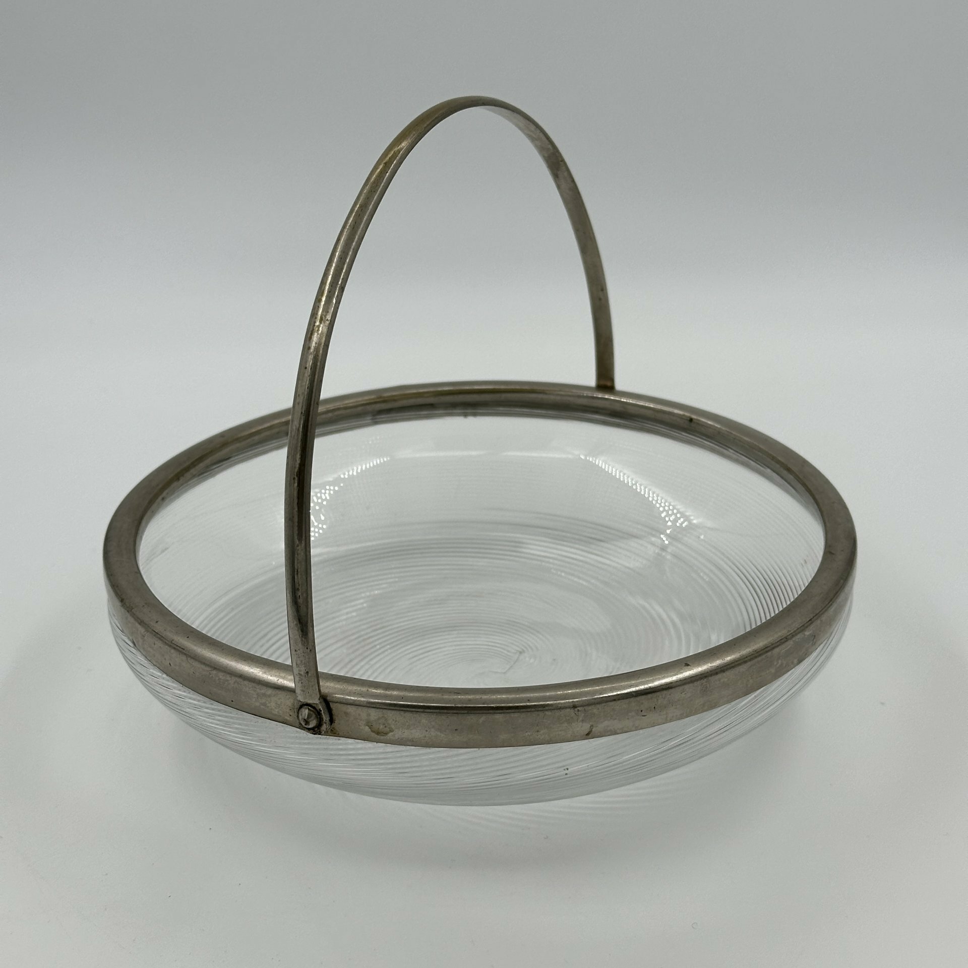 Конфетница с подвижной ручкой (винтаж), стекло, металл, Европа, 1980-2000 гг.