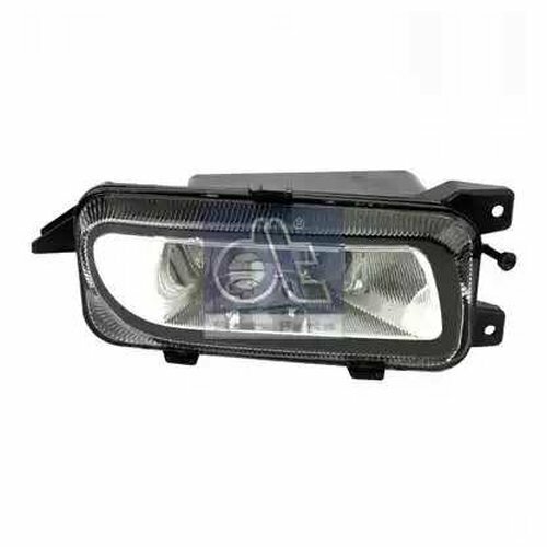 Фара противотуманная DT Spare Parts 463533