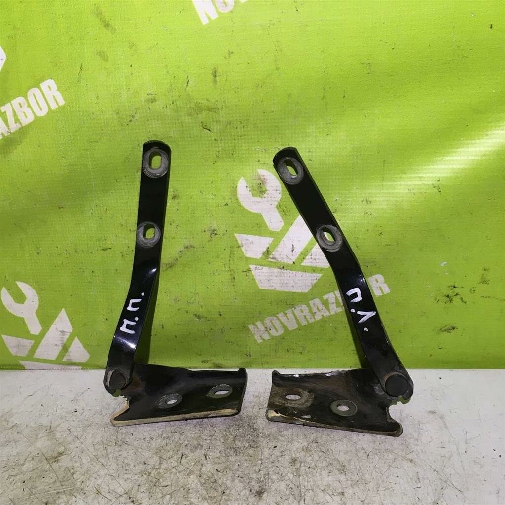 Петля капота VW Golf 3 Vento 91-97