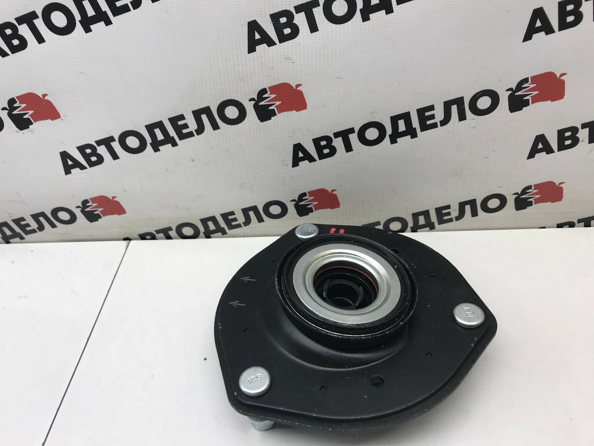 Опора амортизатора передняя L/R Mobiland 137100131